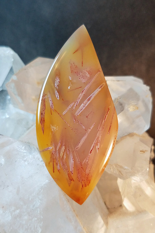 What to Cut: Indonesian Stick Agate - Rock & Gem Magazine