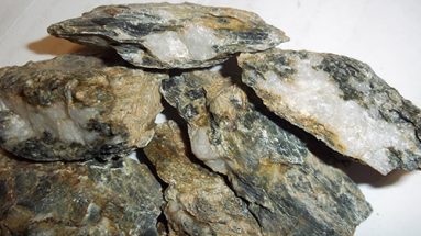 Rockhounding Utah: Skyline Drive Minerals - Rock & Gem Magazine