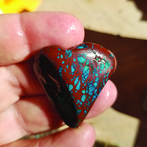 Dynamic Dig Discovery: Brilliant Bisbee Turquoise