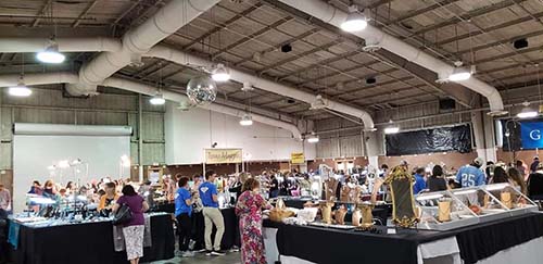 Rock Food Table Coming to Baton Rouge - Rock & Gem Magazine