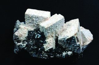 How Do Crystals Grow? Exploring Crystal Habits - Rock & Gem Magazine