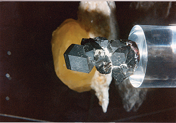 What are Iron Minerals? - Rock & Gem Magazine