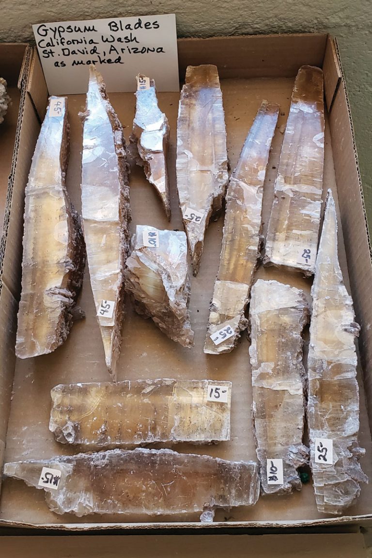 Sunshine Gallery & Gifts - Rock & Gem Magazine