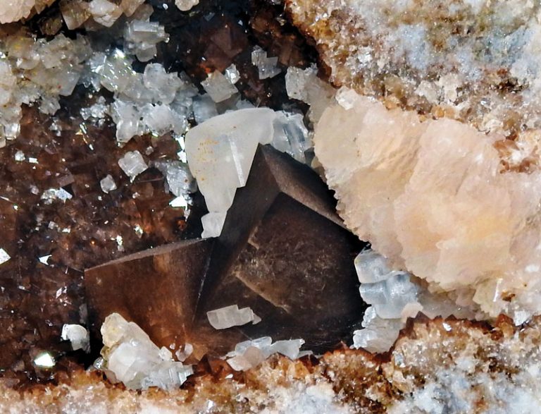 Geodes 101: Plus Where They’re Found - Rock & Gem Magazine