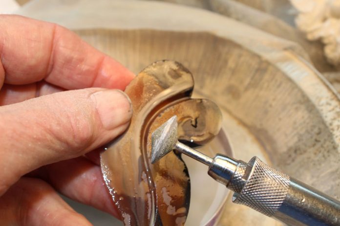 How to Make a Double Heart Shape Cab - Rock & Gem Magazine