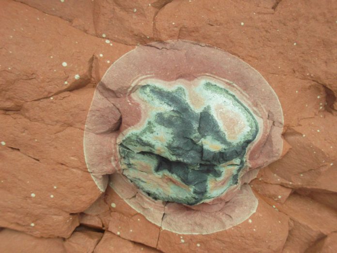 What are Radioactive Minerals? - Rock & Gem Magazine