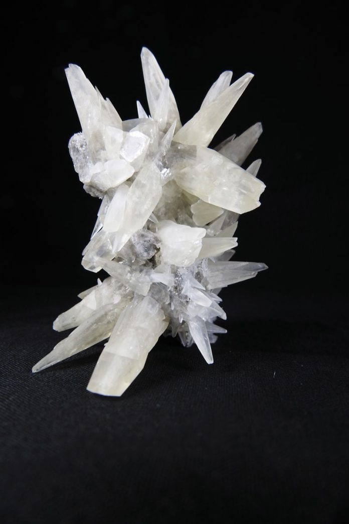 A Calcite Identification Guide - Rock & Gem Magazine