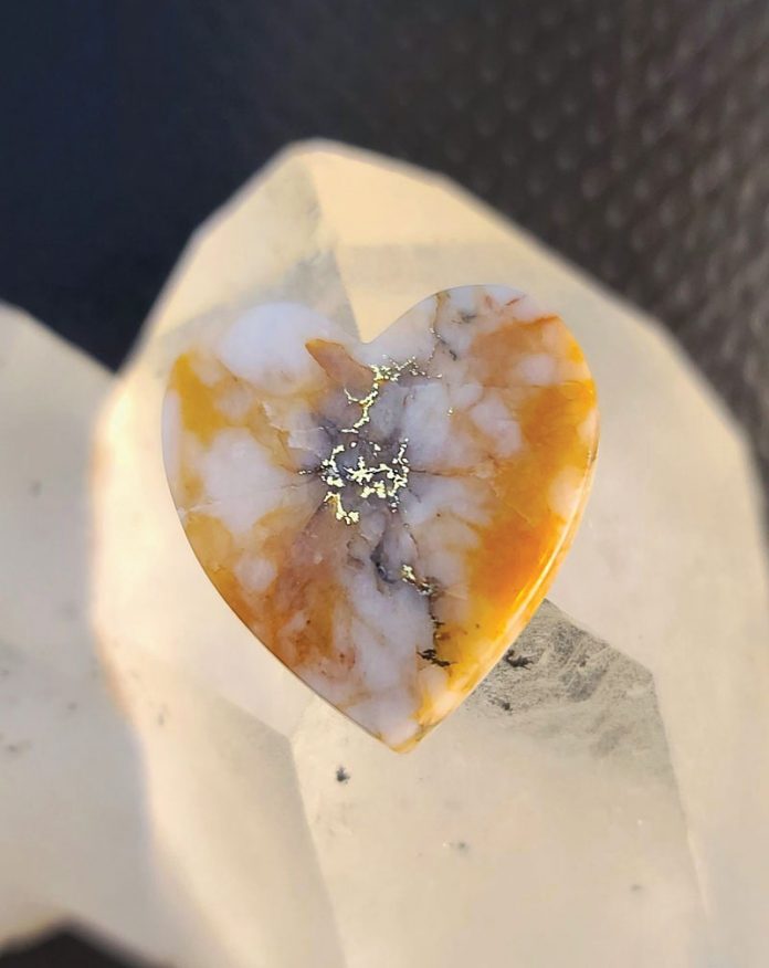 What to Cut: California Gold - Rock & Gem Magazine