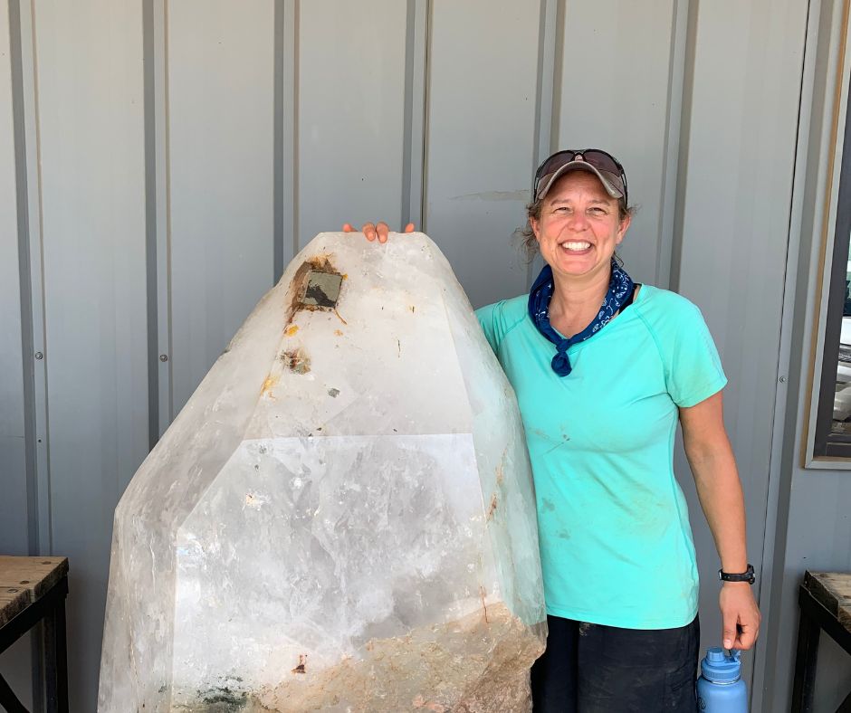 Rockhounding Women - Rock & Gem Magazine