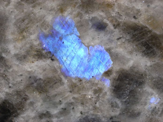 Labradorite: Northern Lights in a Gemstone - Rock & Gem Magazine