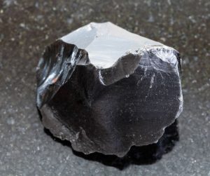 Conchoidal Fracture: A Lucky Break - Rock & Gem Magazine