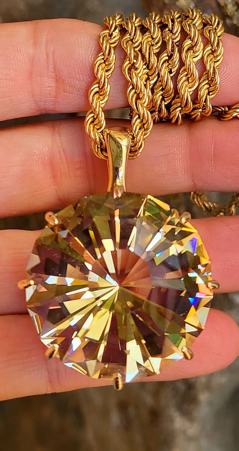 ULTRA TEC Faceting Machines: At the Forefront - Rock & Gem Magazine