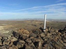 Rock Collecting: How to Read a Field Guide - Rock & Gem Magazine