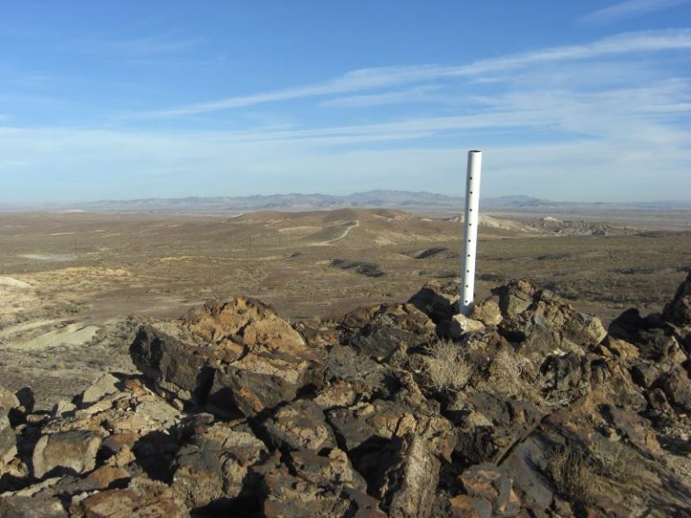 Rock Collecting: How to Read a Field Guide - Rock & Gem Magazine
