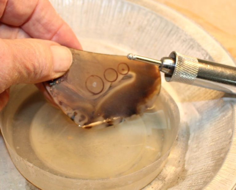 Montana Agate Bench Tips - Rock & Gem Magazine