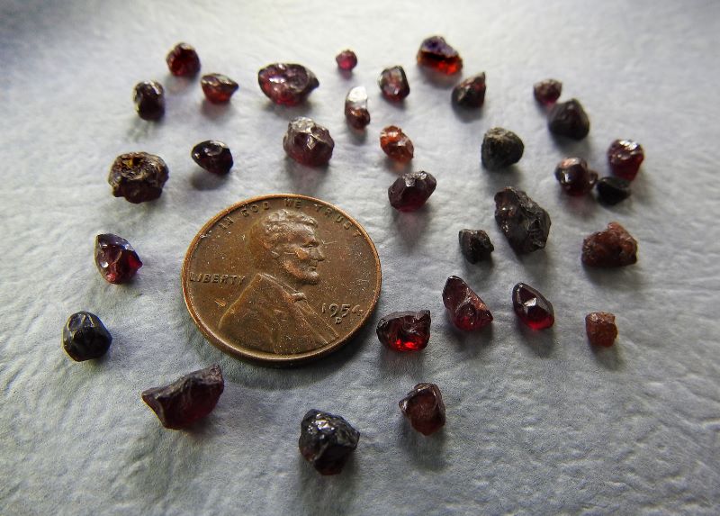 Ant Hill Garnets: Tiny Miner Treasures - Rock & Gem Magazine