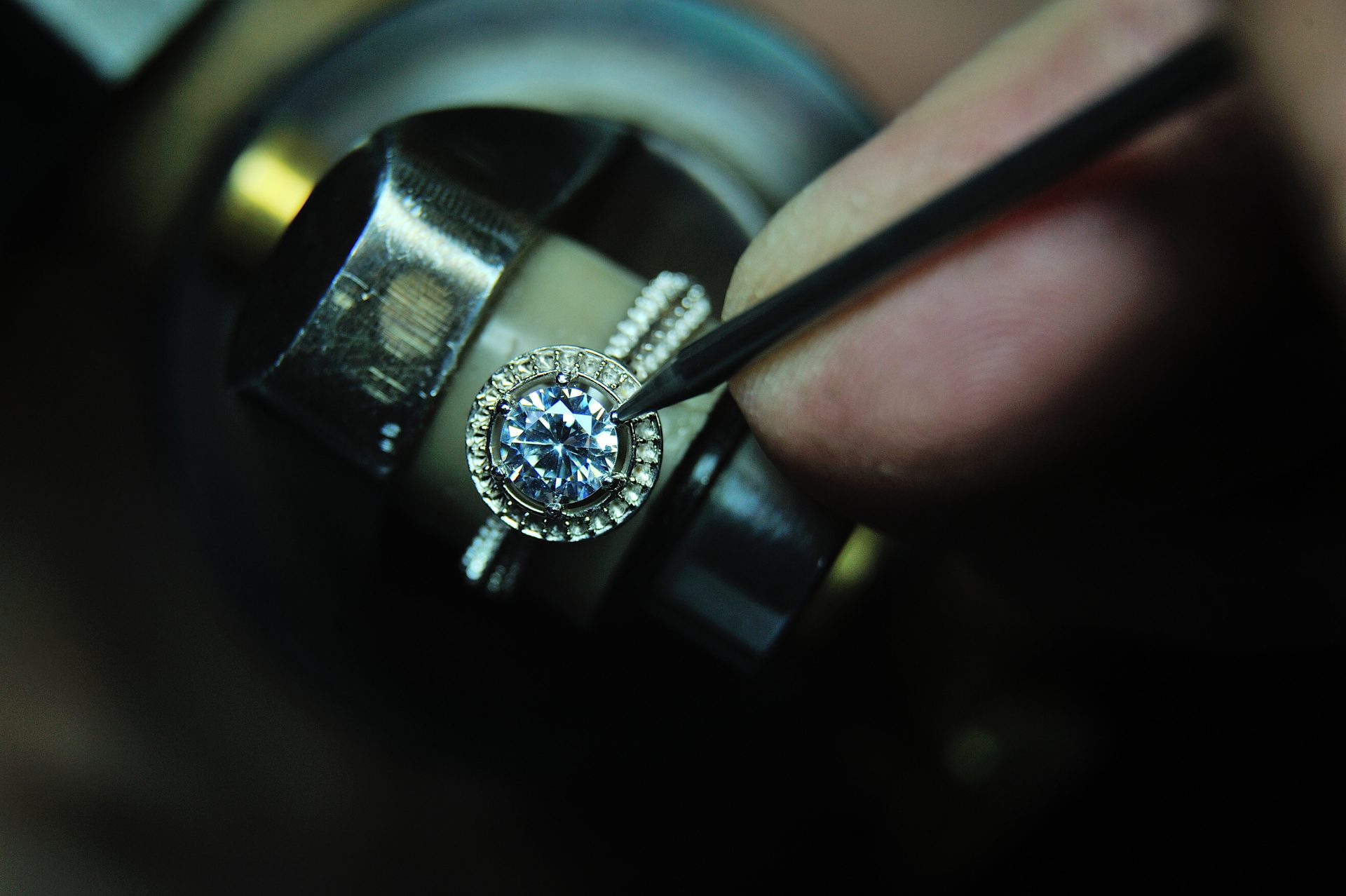 7 Essential Stone-Setting Tools for Jewelry - Rock & Gem Magazine