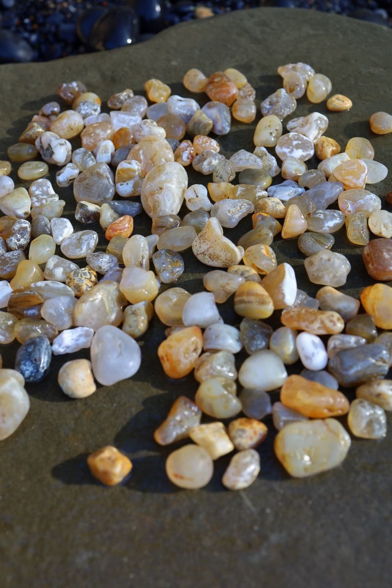 Rock Collecting Via Kayak - Rock & Gem Magazine