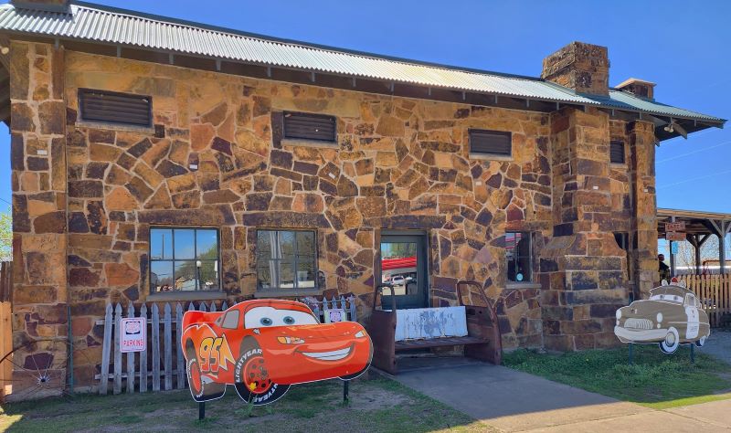 Rockhounding the Rock Cafe, Oklahoma - Rock & Gem Magazine