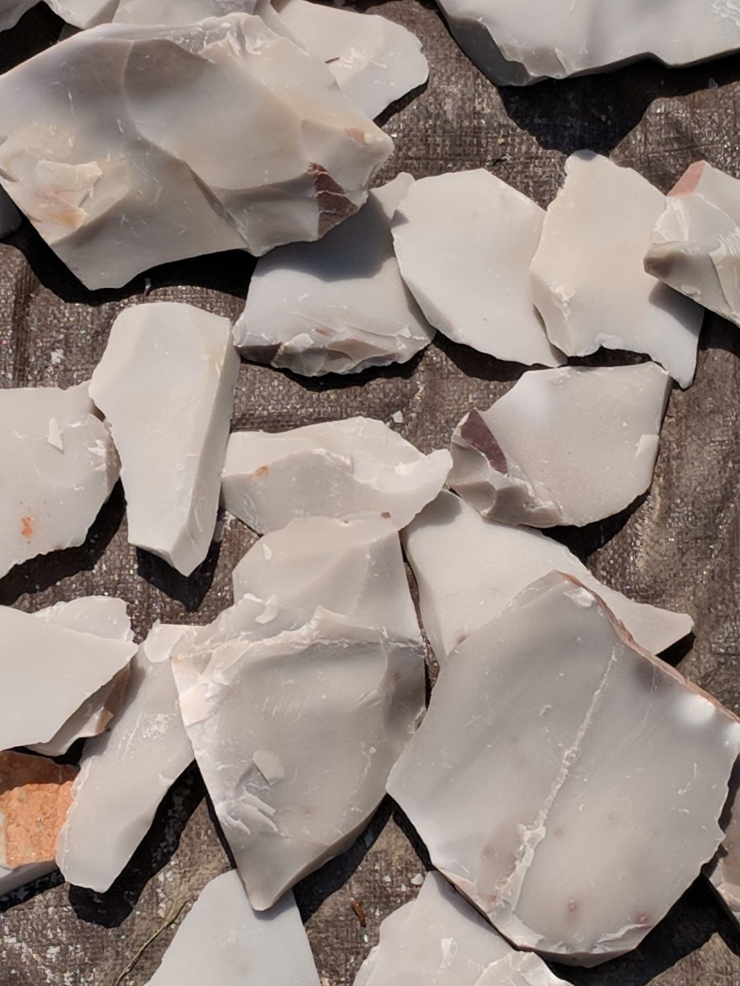 Flint Rock: Formation and Properties - Rock & Gem Magazine