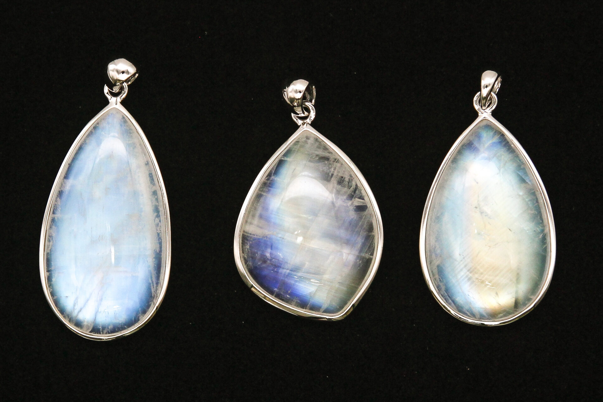 Moonstone Field Guide: Facts & Uses - Rock & Gem Magazine