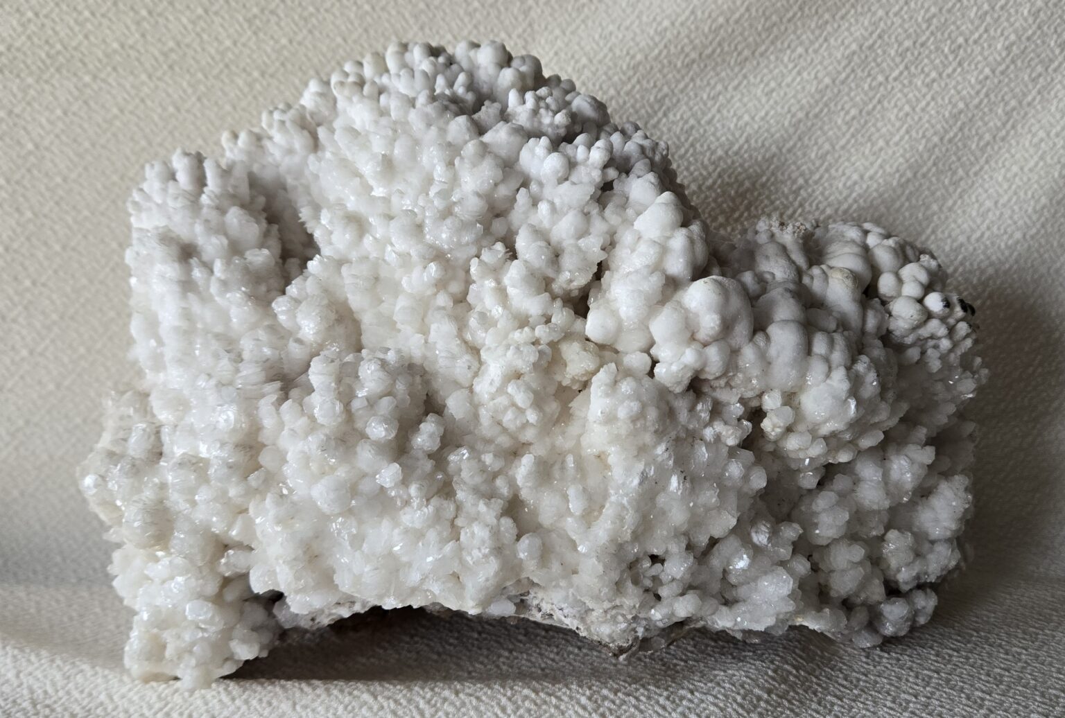White Gemstones & Minerals: Color Trend - Rock & Gem Magazine